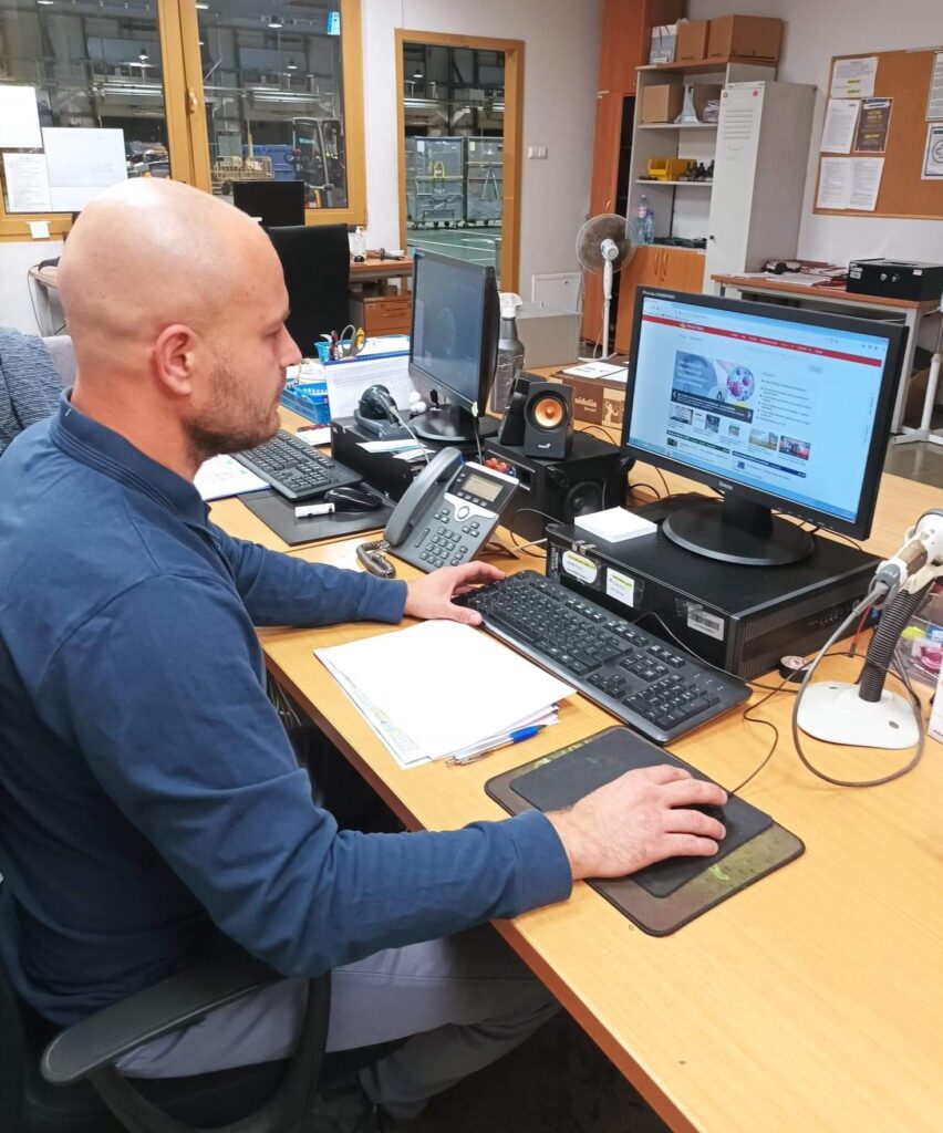 Tomasz Nowicki - Poczta Polska